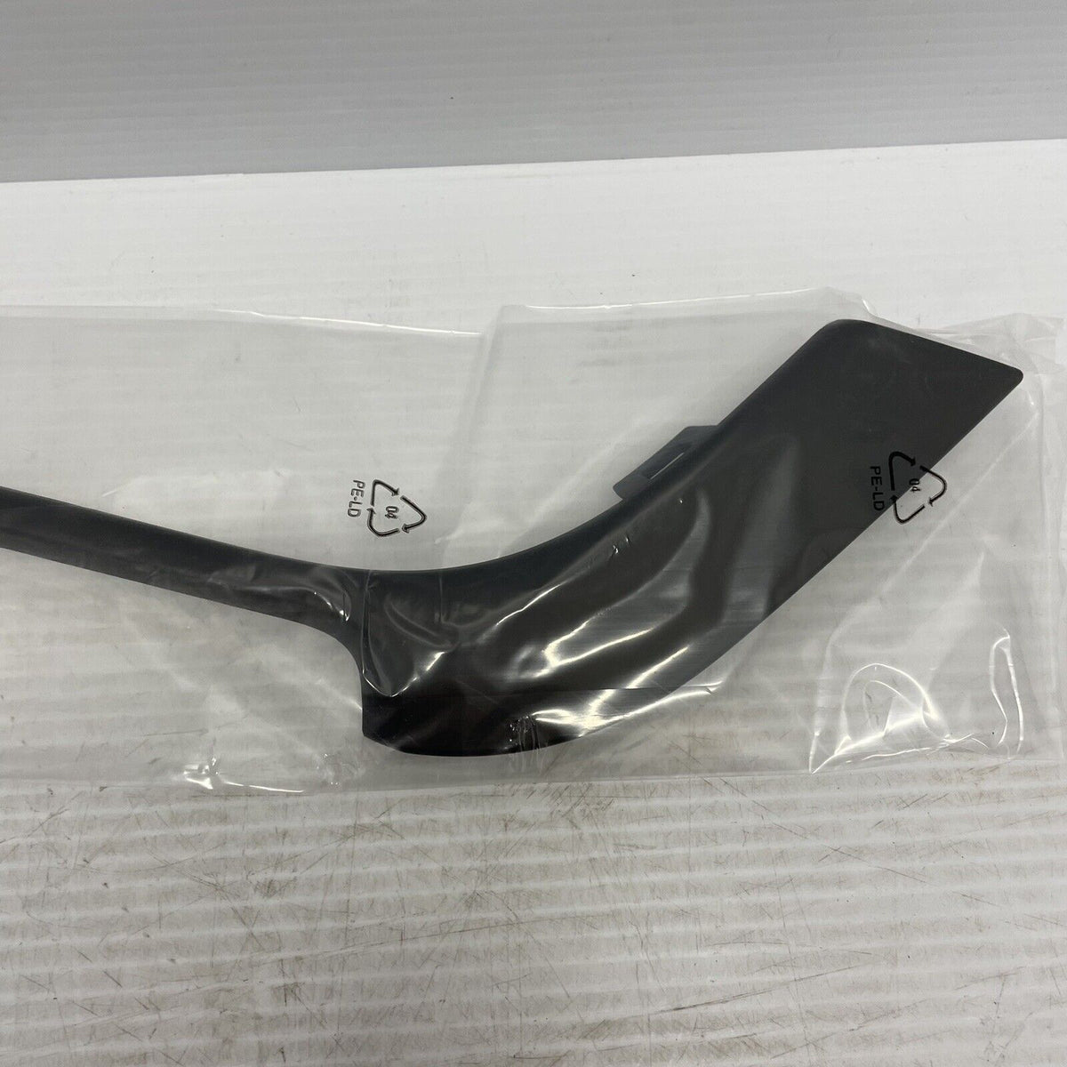 Genuine Citroen Peugeot Grille Trim 9833145580 – Genuine Parts Ltd