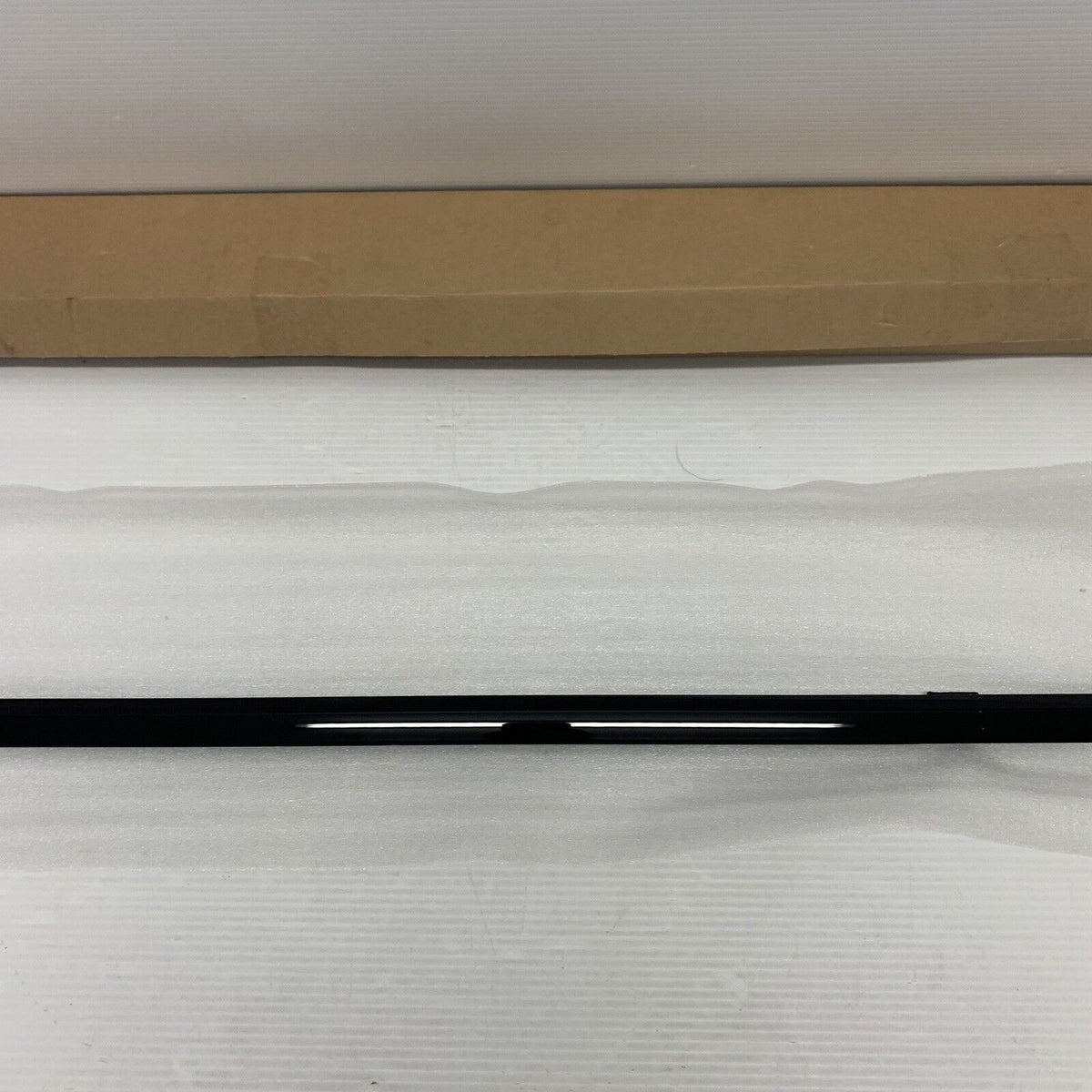 Genuine Range Rover Sport L494 Right Front Upper Door Moulding Window ...
