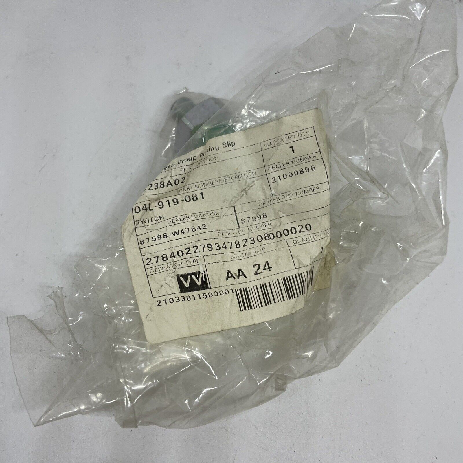 VW Audi Skoda Various from 2010 oil pressure switch 04L919081 New Genu ...