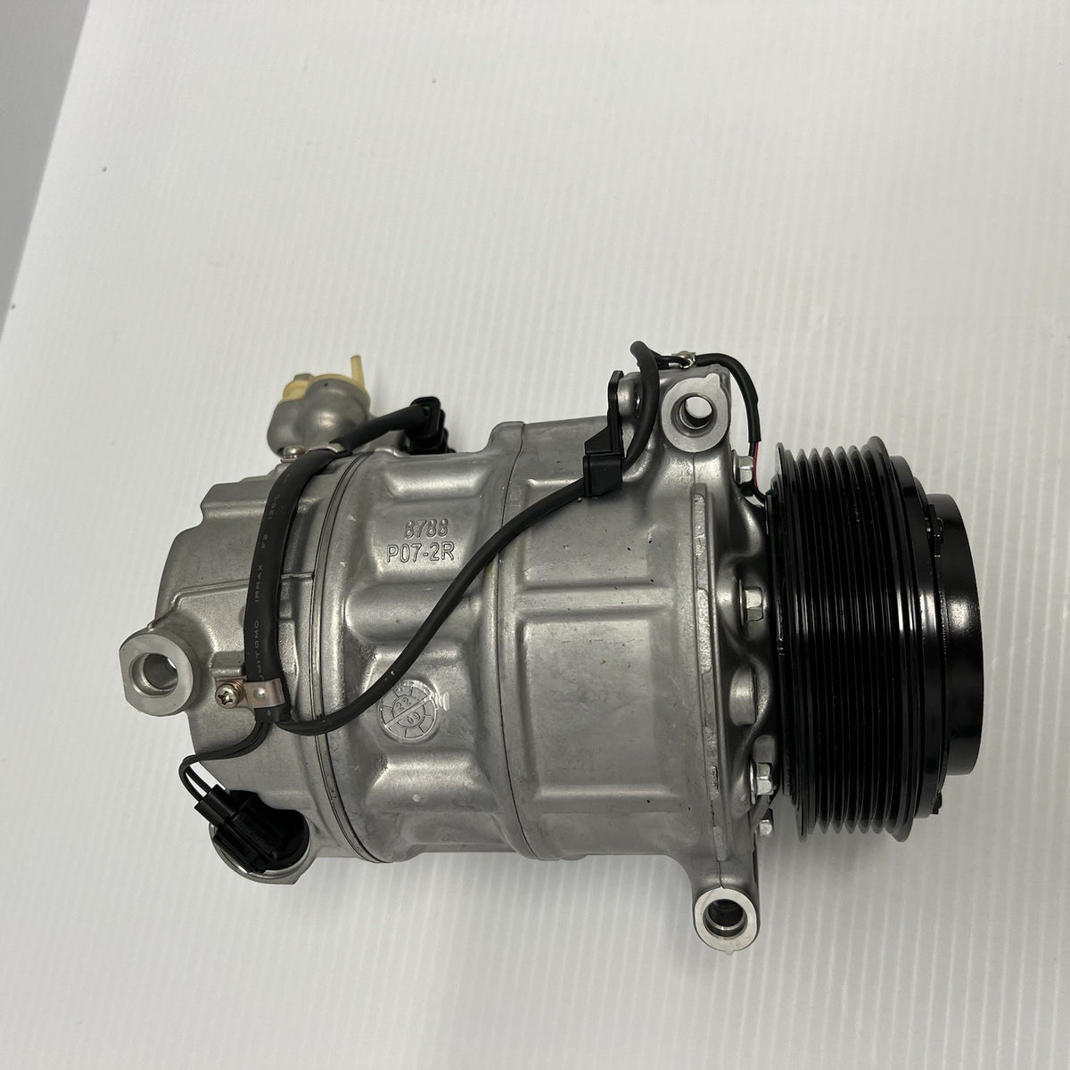 Genuine Jaguar Compressor Assy c2d56291 – Genuine Parts Ltd