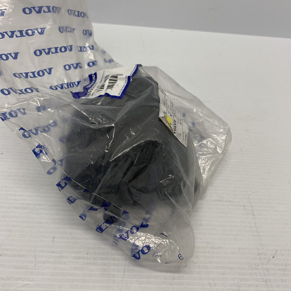 Genuine Volvo S60 (Engine B5244T5) (2006) Breather Box 8692211 ...