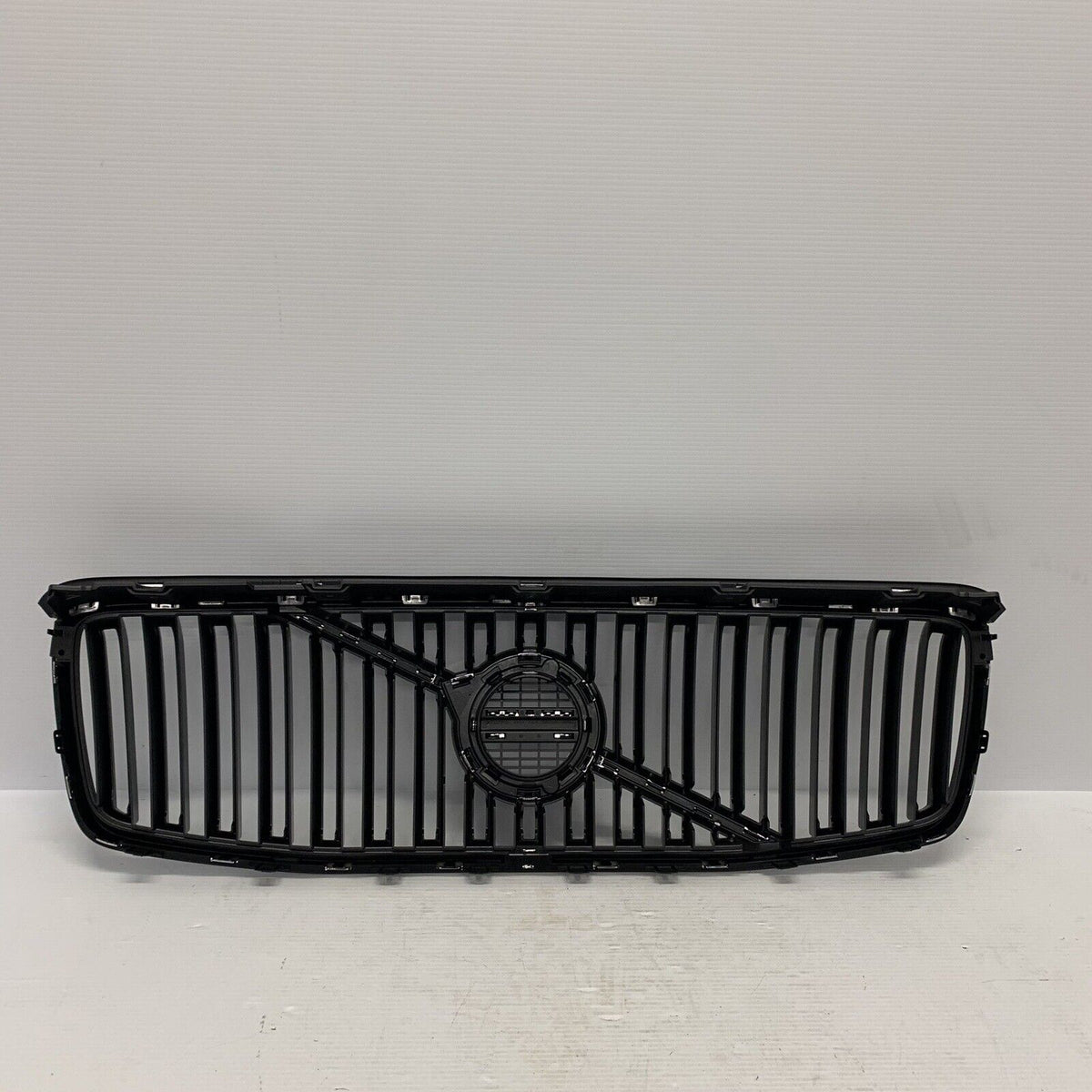 Genuine Volvo XC90 Genuine Front Grille 32228108 – Genuine Parts Ltd