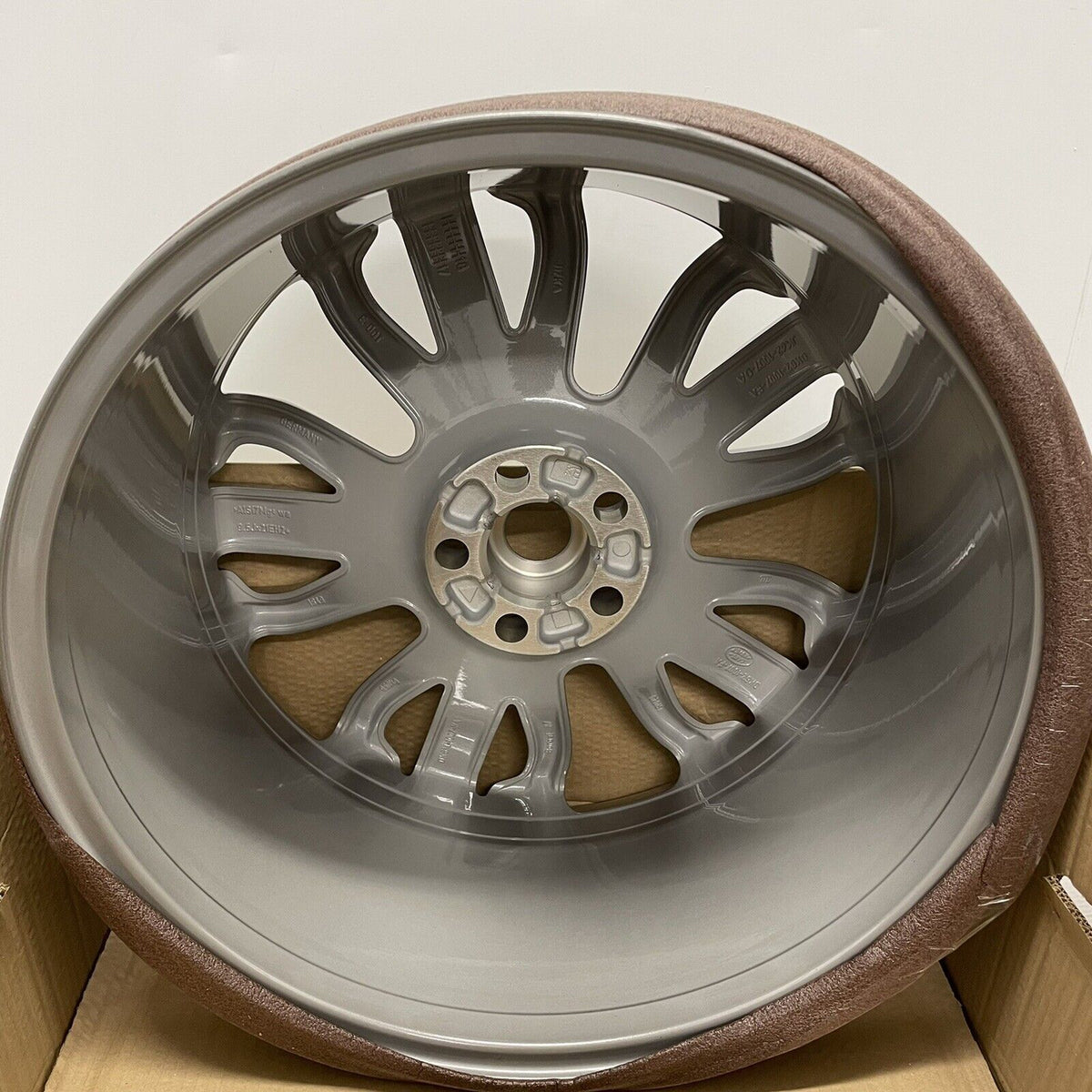 Genuine Land Rover Range Rover Sport 14- Alloy Wheel LR045069 – Genuine ...