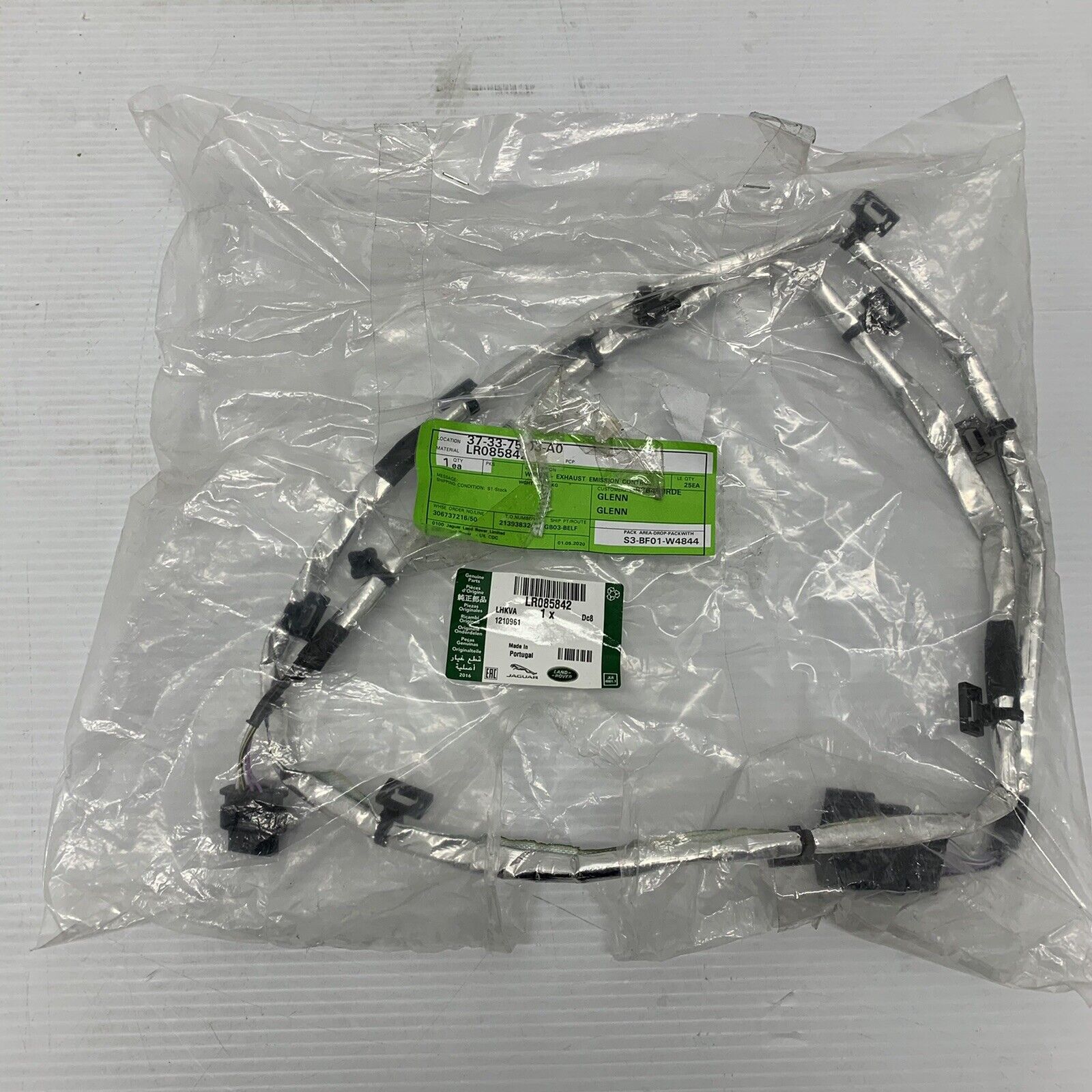 Genuine Land Rover Range Rover Evoque 12- Wire LR085842 – Genuine Parts Ltd