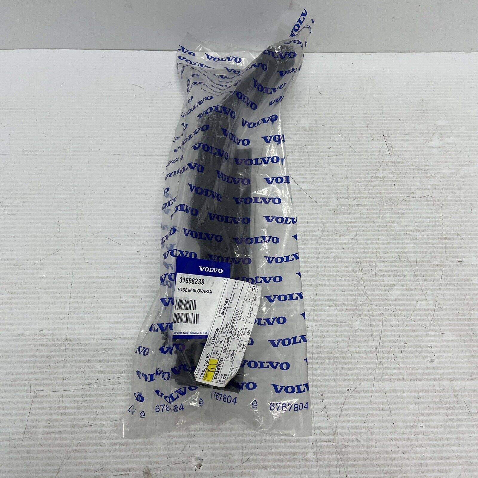 Genuine Volvo Bracket 31698239 – Genuine Parts Ltd