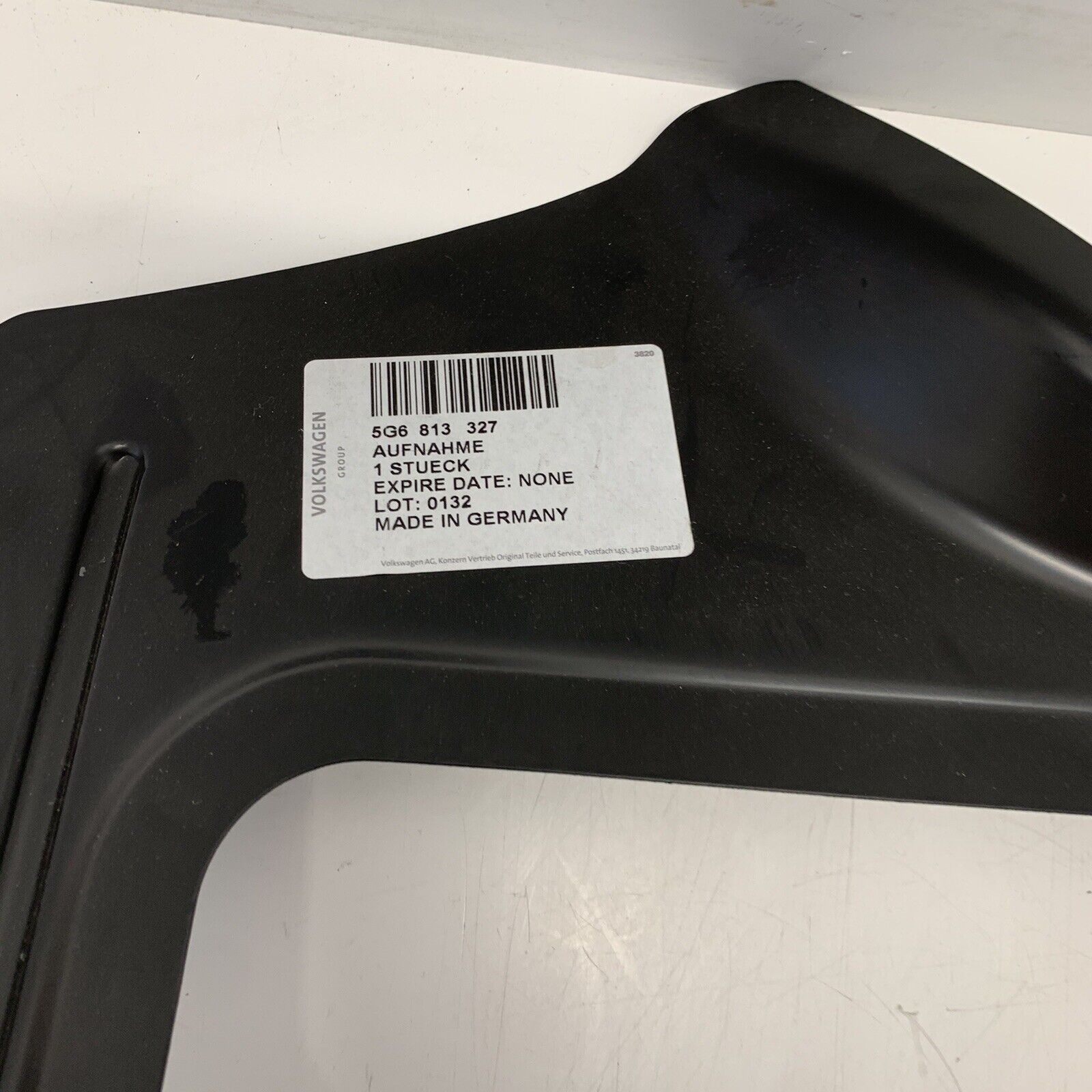 NEW Genuine Volkswagen Mounting For Tail Light 5G6813327A – Genuine ...