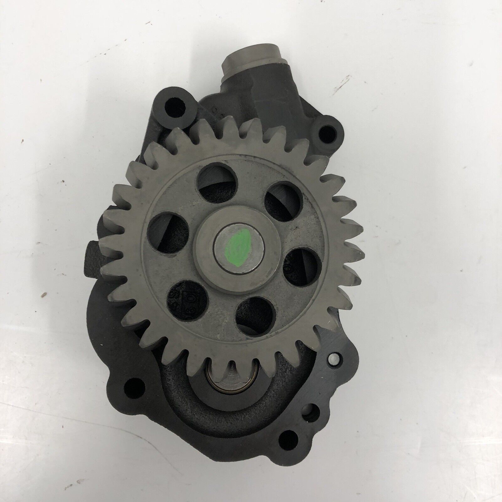 Genuine Iveco Oil Pump 504128373 fits New Holland – Genuine Parts Ltd