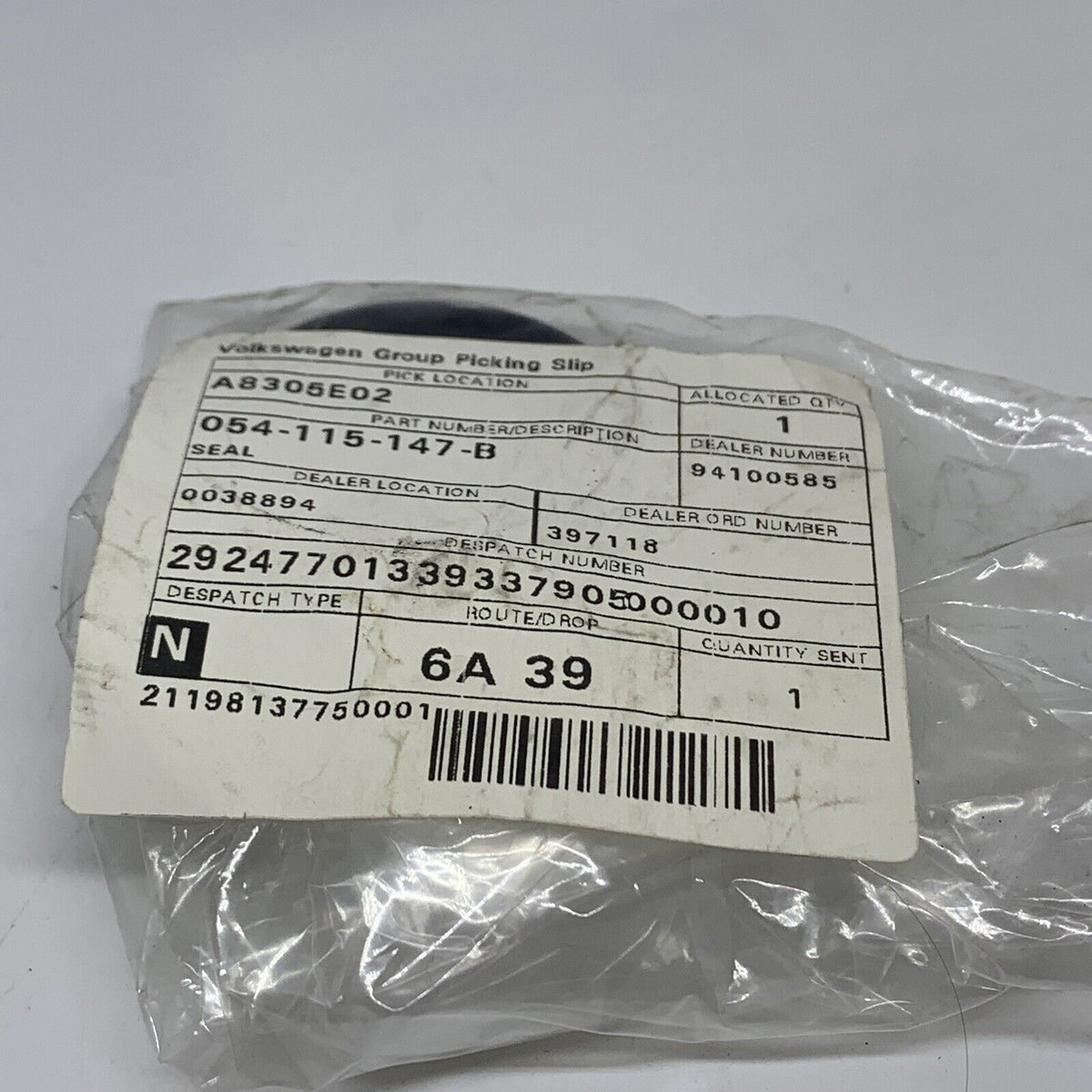 Radial Shaft Oil Seal Volkswagen Golf MK3 054115147B New Genuine Part ...