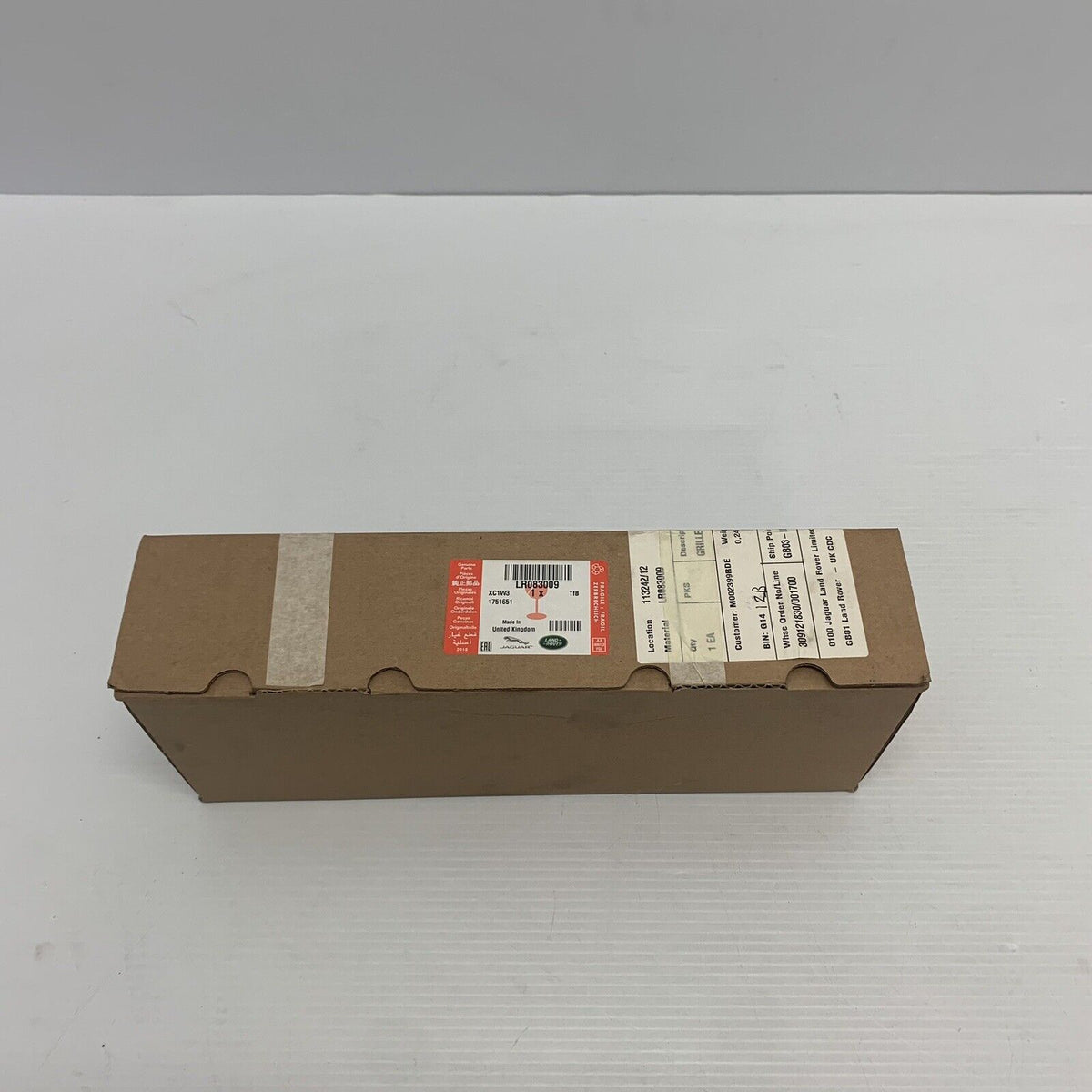 New Genuine Land Rover Discovery 5 Drivers Off Side Grilles LR083009 ...