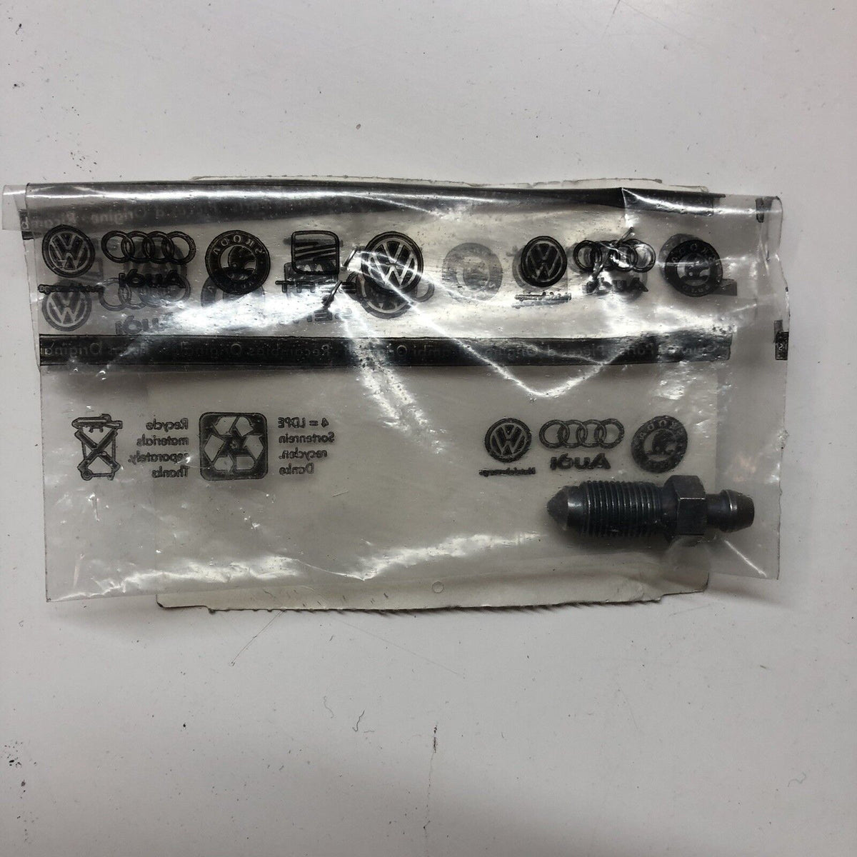 Genuine Breather Valve VW Polo Derby Vento-IND 6C1 6C0615273 – Genuine ...