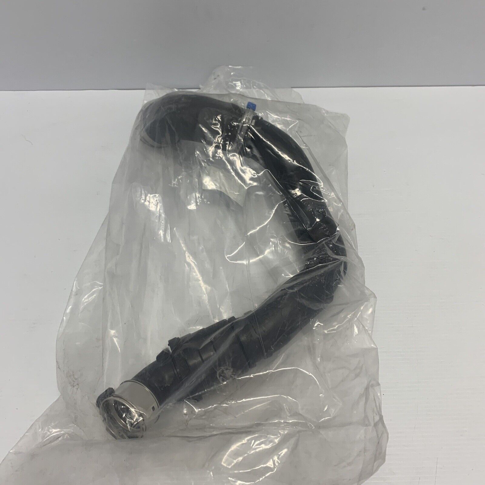 Genuine Jaguar F Pace/ XF/ XE Turbocharger Intercooler Pressure Hose T ...