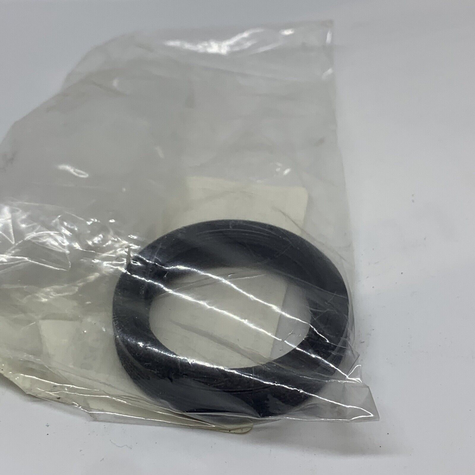 Radial Shaft Oil Seal Volkswagen Golf MK3 054115147B New Genuine Part ...