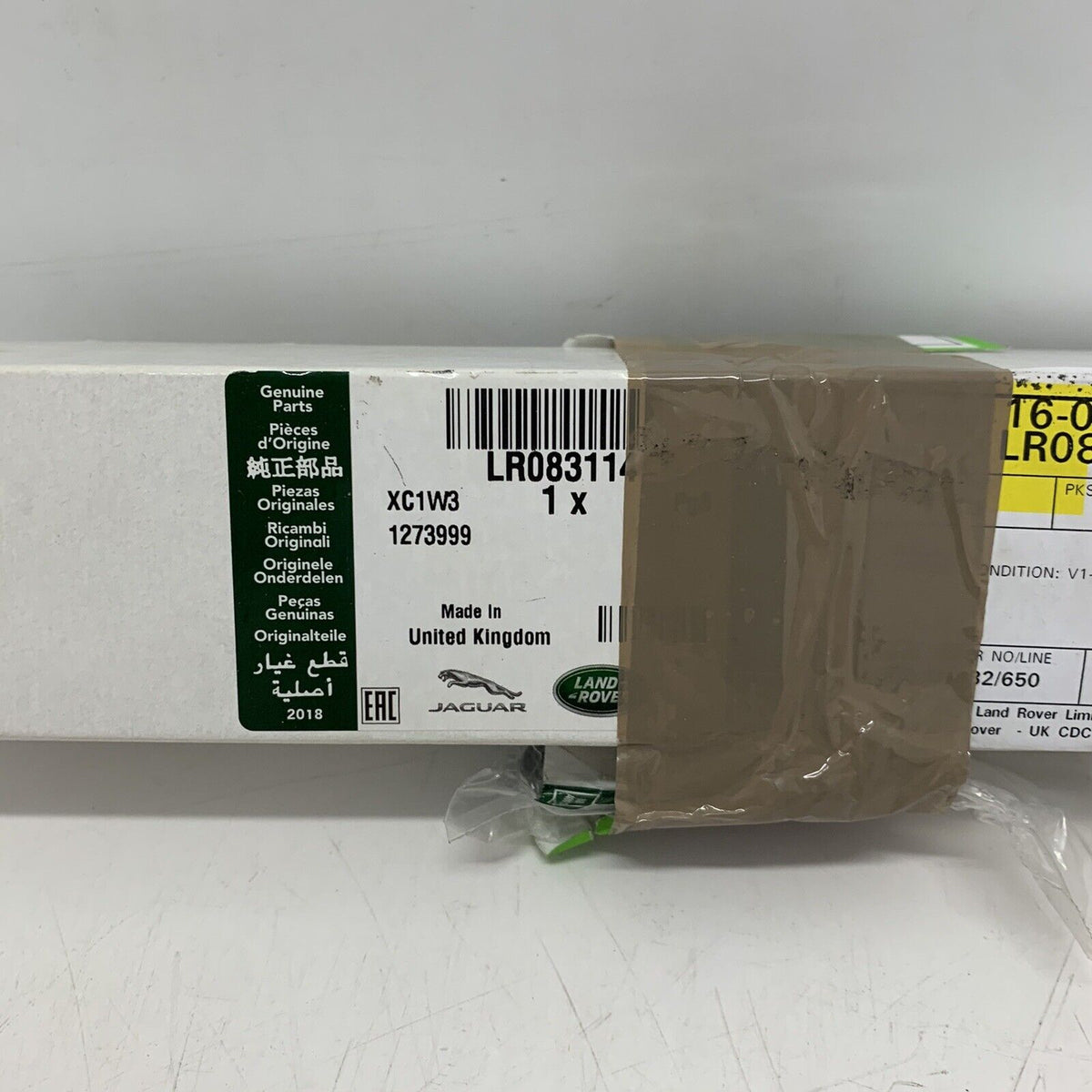 Genuine Land Rover Discovery 5 Rear Door Outer Pillar Moulding RH LR08 ...