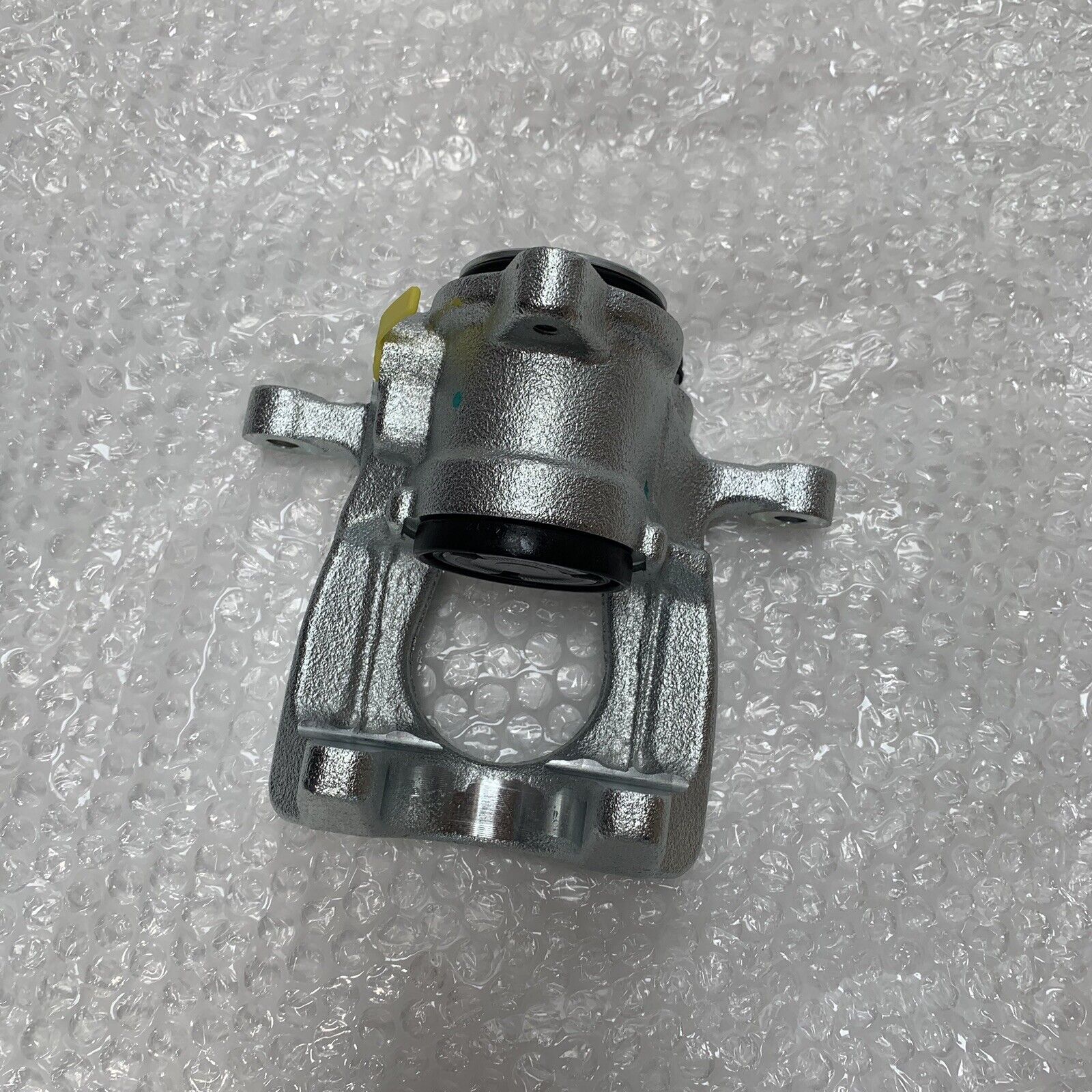 New Genuine Mazda Body & Piston(L),Cal GMY02671X / GMY0-26-71X OEM ...