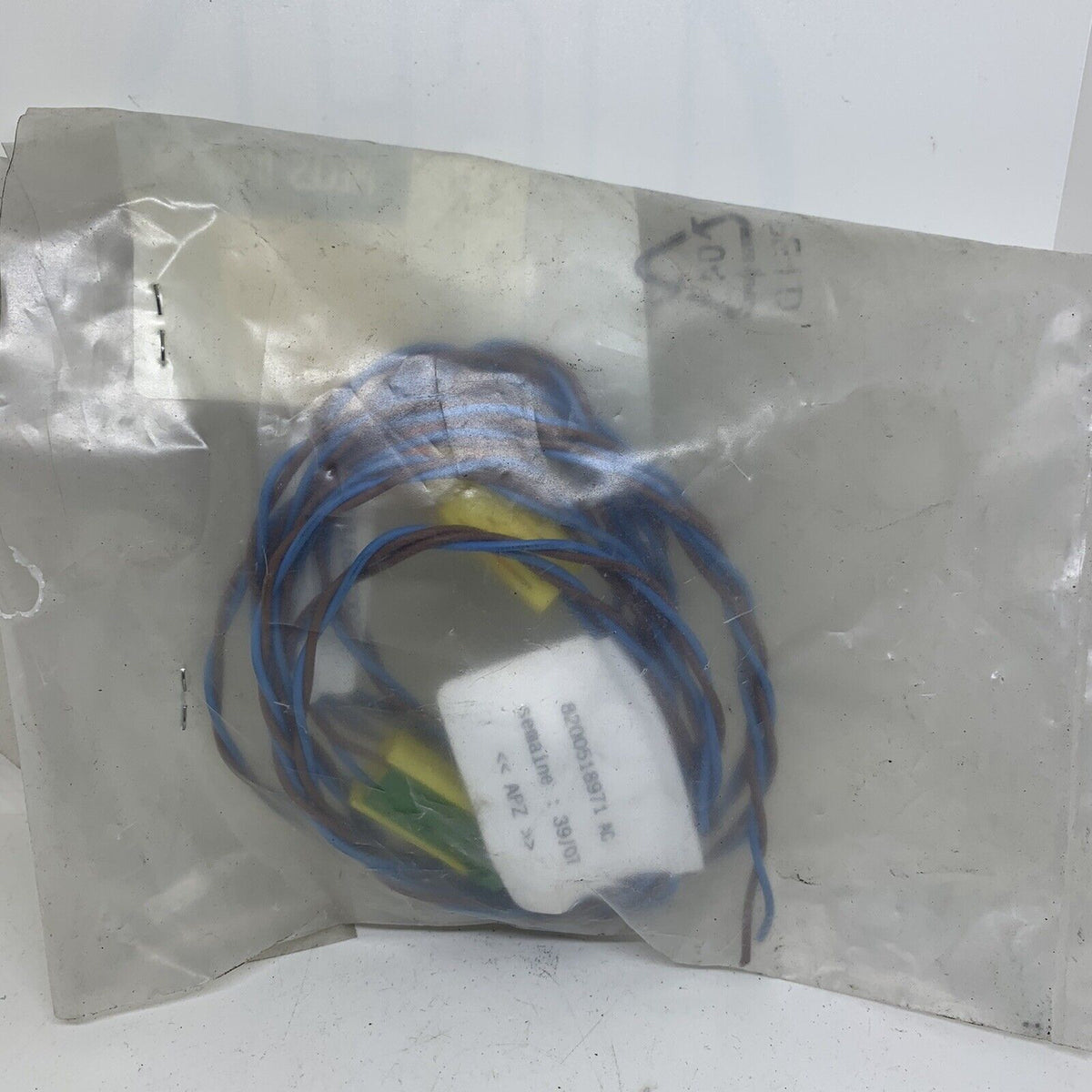 Genuine Renault 8200518971 KIT LOOM CONNECT – Genuine Parts Ltd