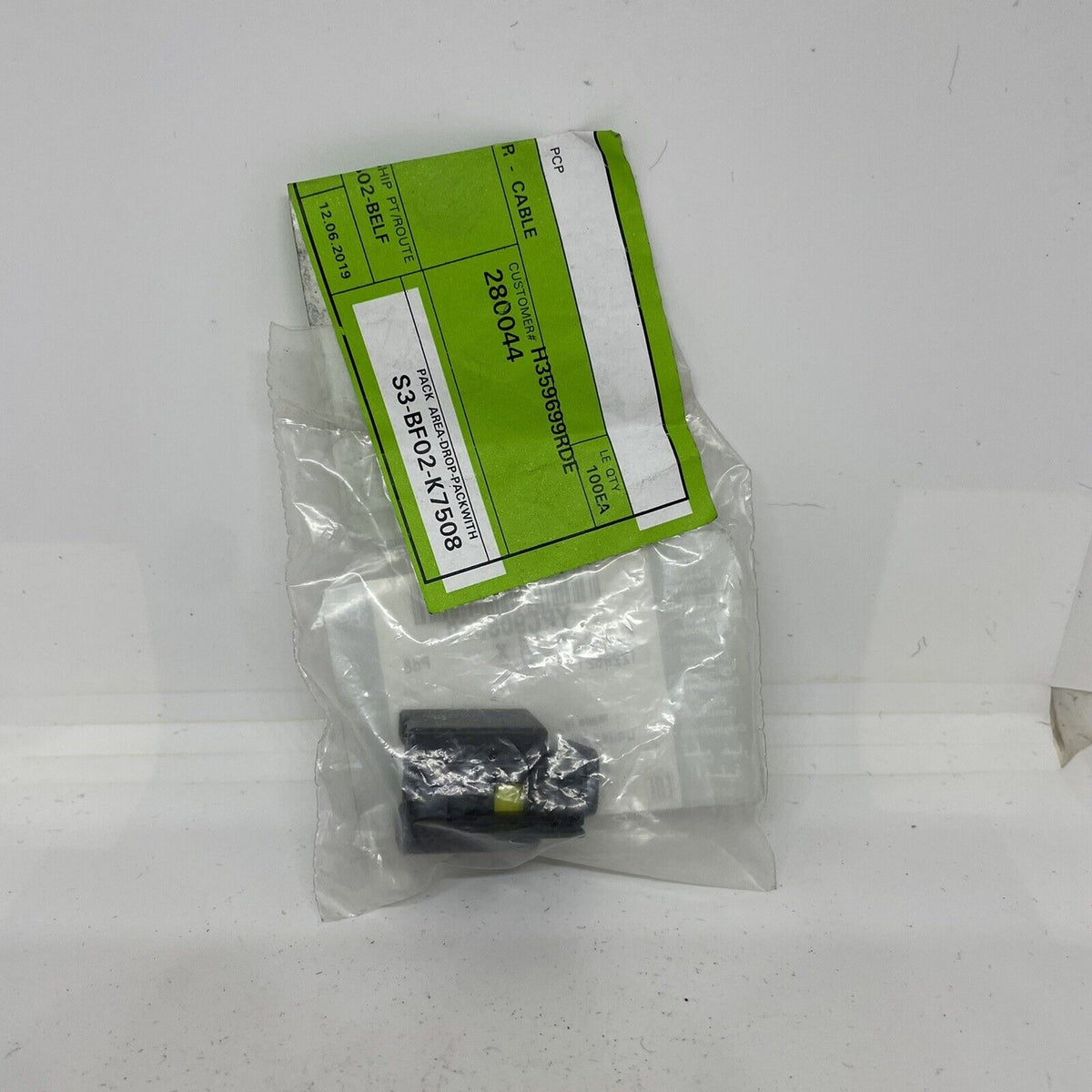 Genuine Land Rover Connector YPC908520 – Genuine Parts Ltd