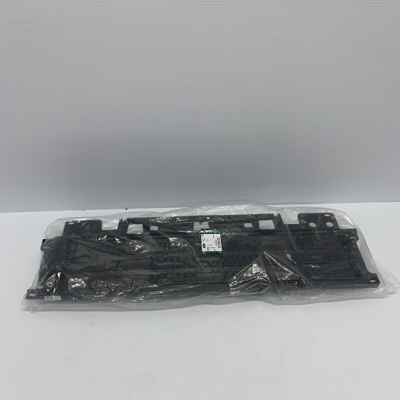 JAGUAR XE X760 Lower Air Deflector Shutter T2H45586 NEW GENUINE ...