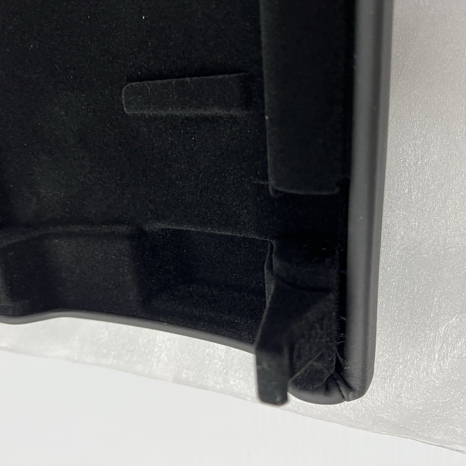 Genuine Land Rover Range Rover Glove Compartment lr132754 – Genuine ...